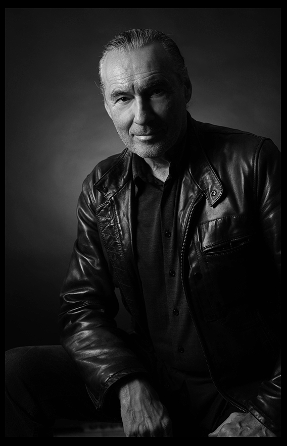 Peter Bond - Vom Kultmoderator zum Autor - LINEA FUTURA Magazin Online